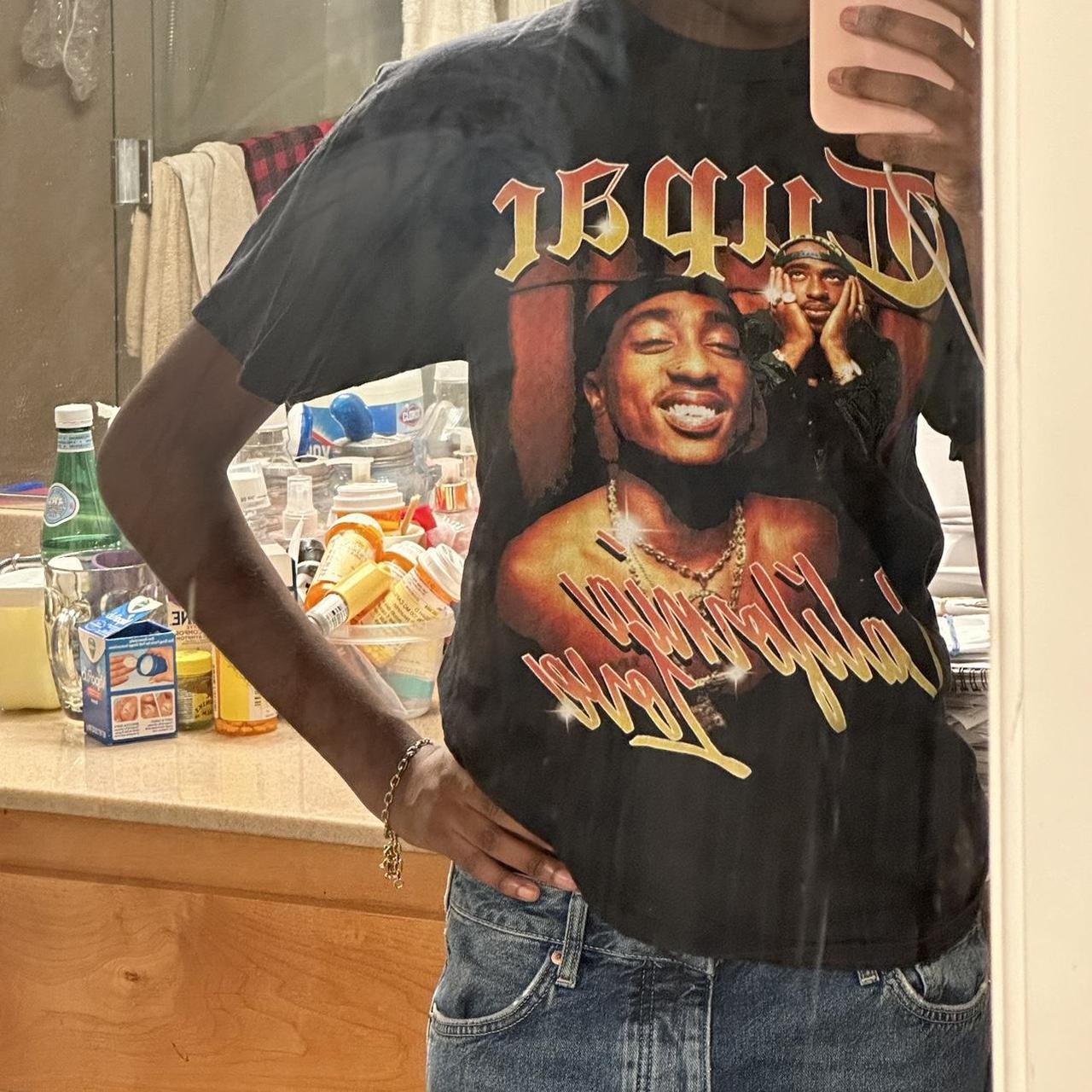 Tupac Graphic Tee (fits like a small) #graphictees - Depop