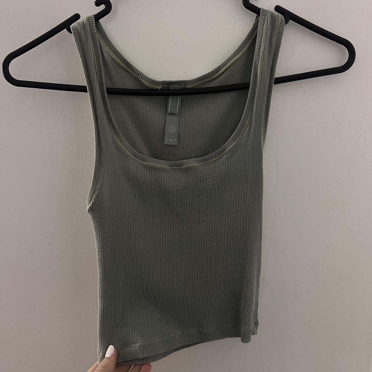 Skims green tank top size xs #skims #tanktops - Depop