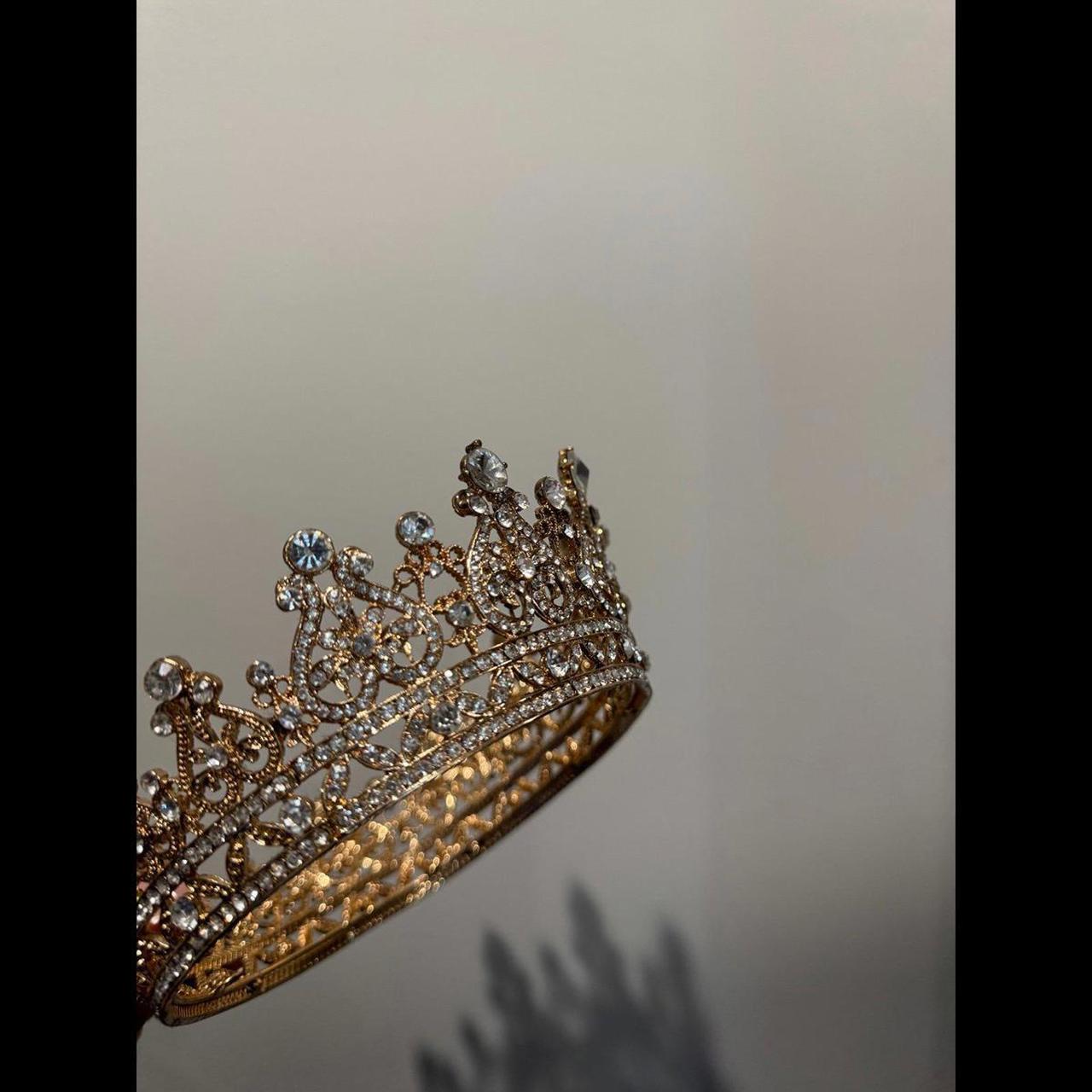 Tiara Small tiara decor Brand new | Depop