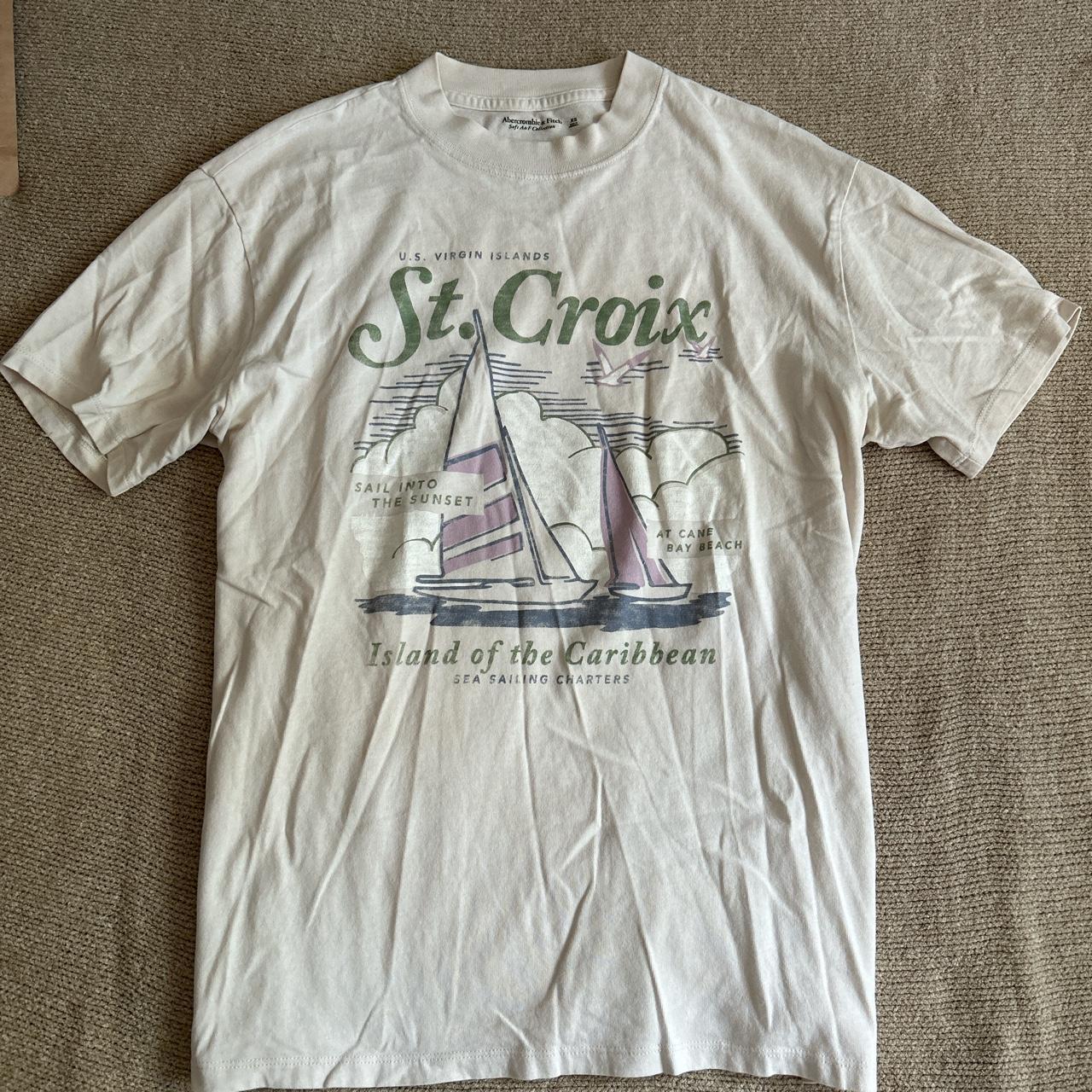 Abercrombie oversized t shirt size XS, lightly worn... - Depop