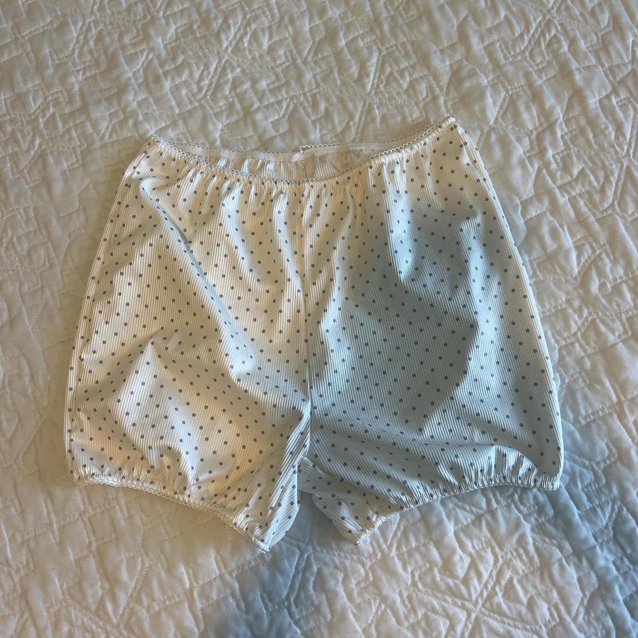 Polka Dot Pajama bloomer shorts, size M but fits... - Depop