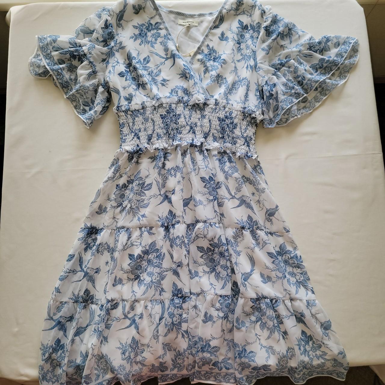 Max Studio blue European style floral pattern... - Depop