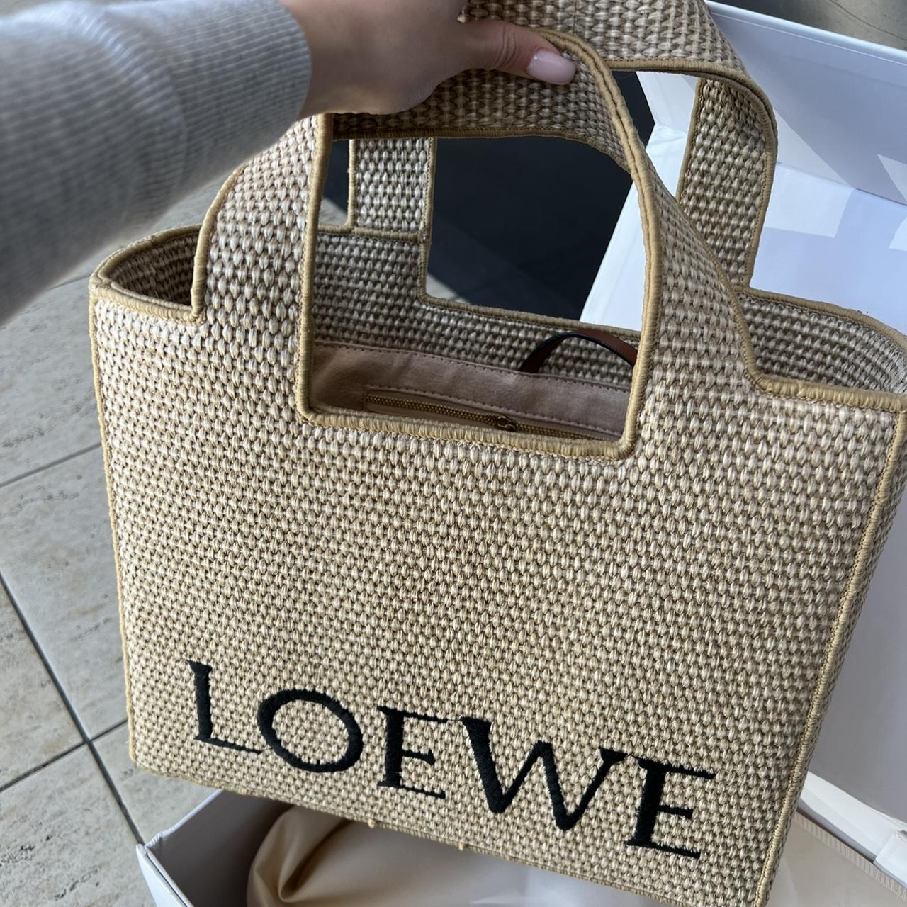 Loewe crochet beach tote - Depop