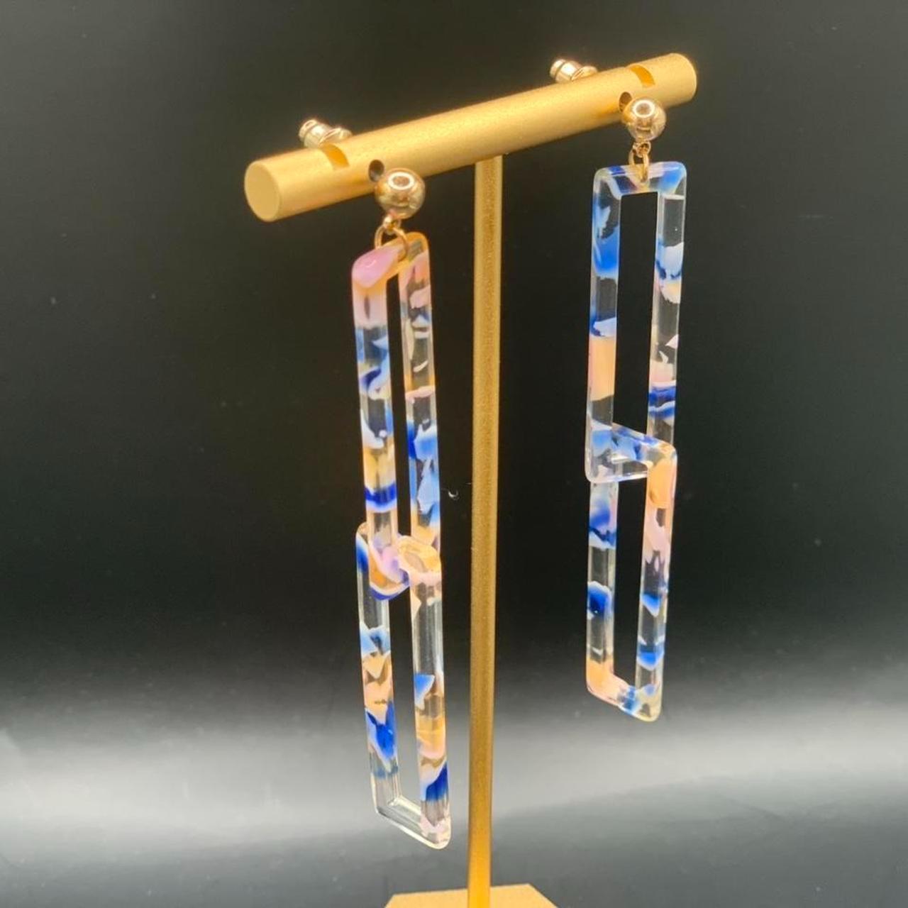 Marble Resin interlocking Oblong Dangle earrings -... - Depop