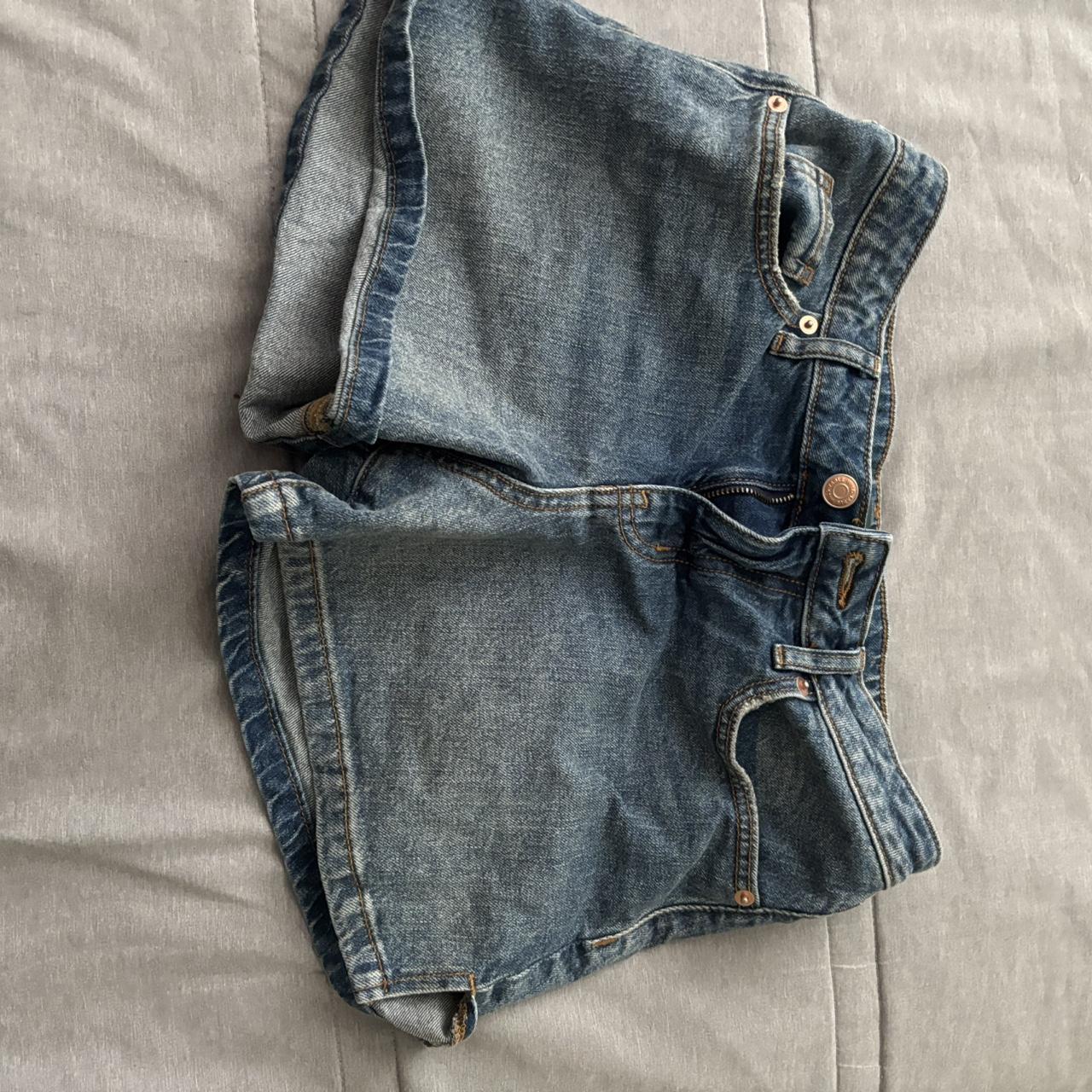 Low rise shorts | Depop