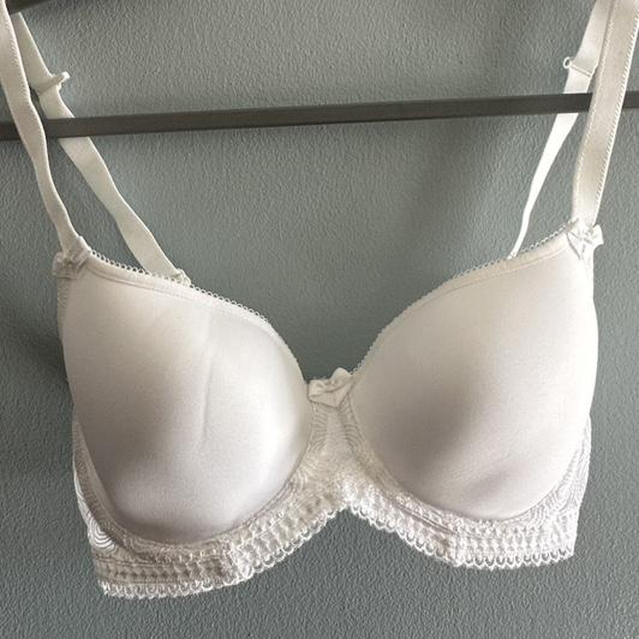 White bra from Panache size 28DDD (sister size 30DD)... - Depop