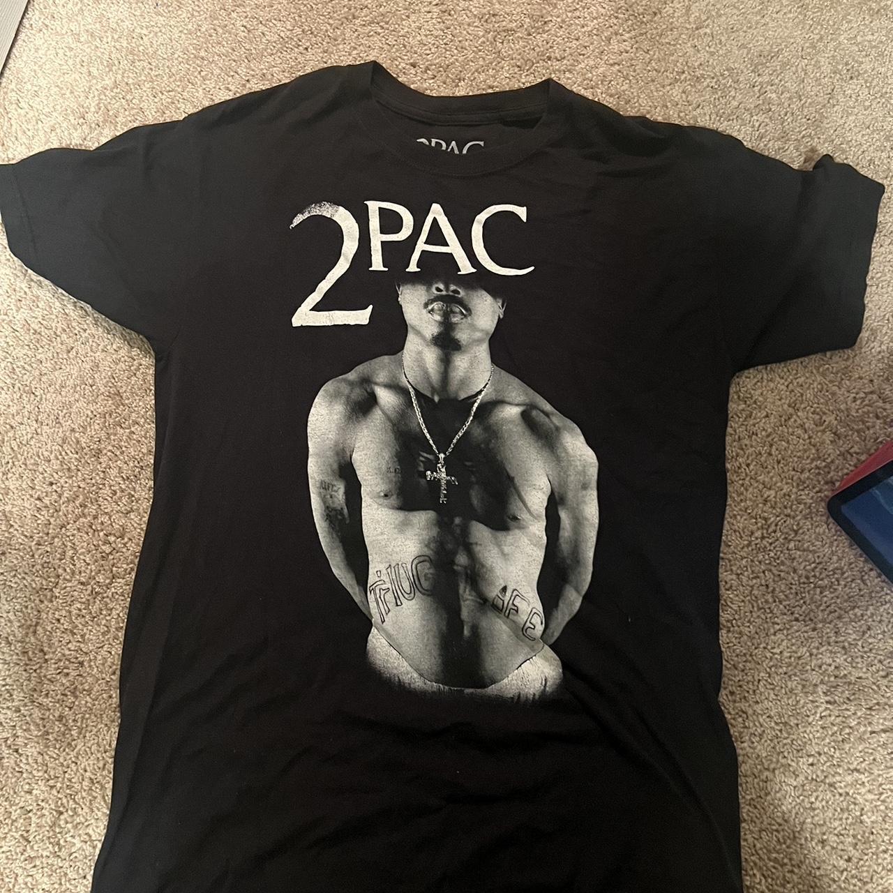2pac graphic tee - Depop