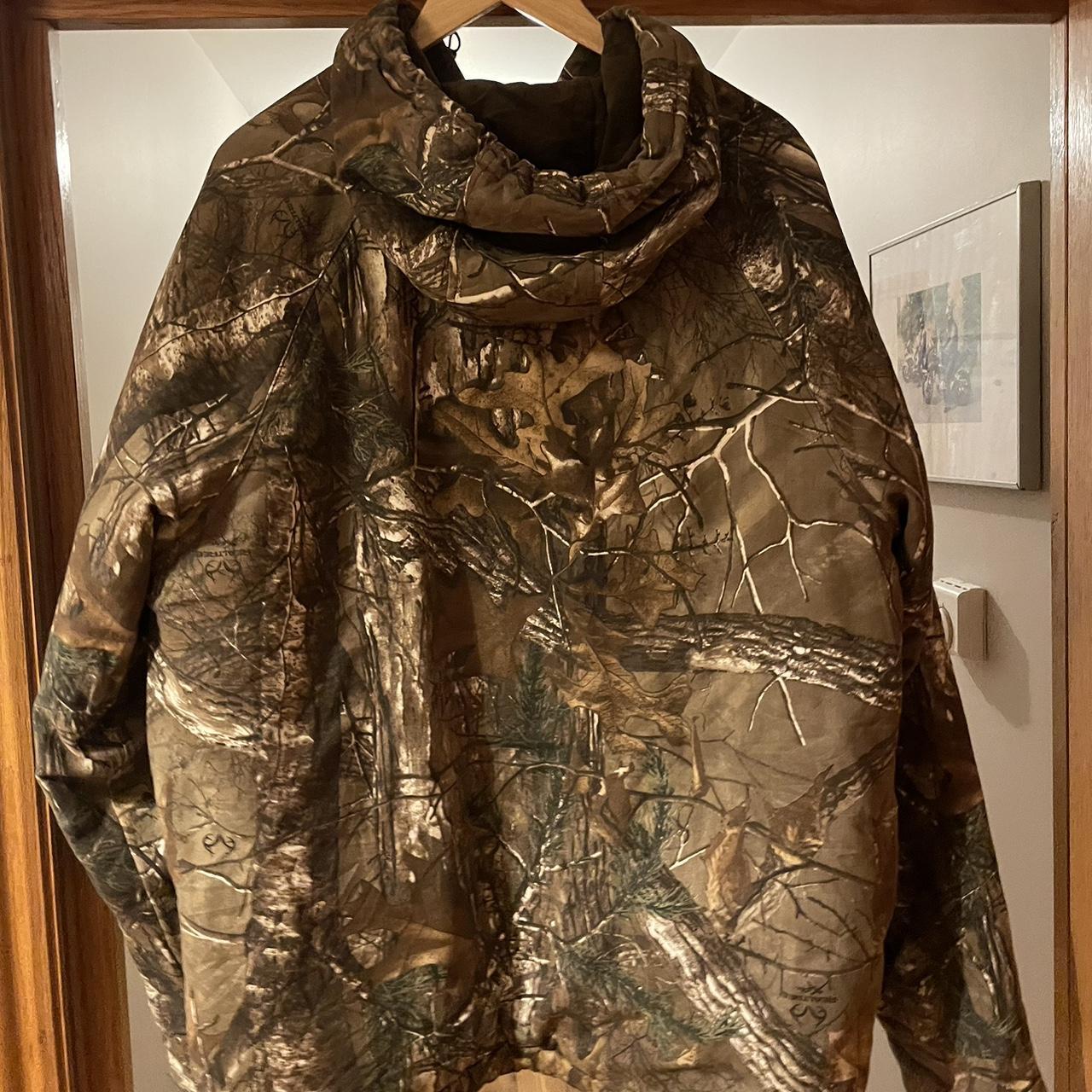 realtree hunting jacket 7 pockets very... - Depop