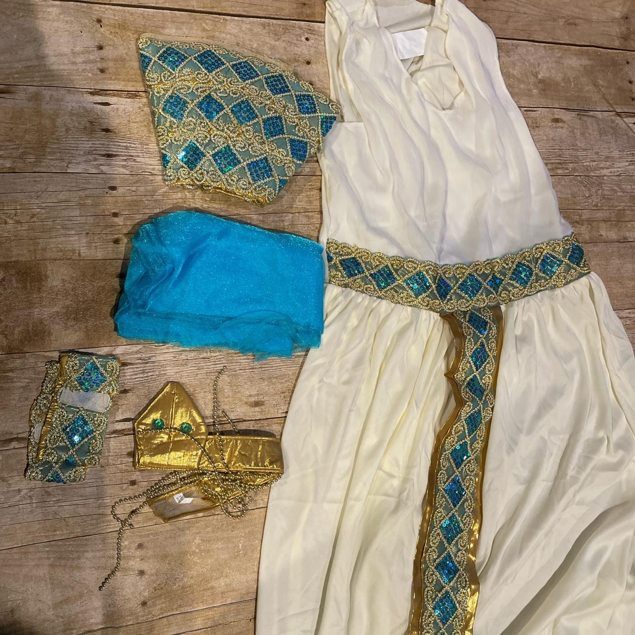Cleopatra 5pc costume 1 dress with attached belt 1... - Depop