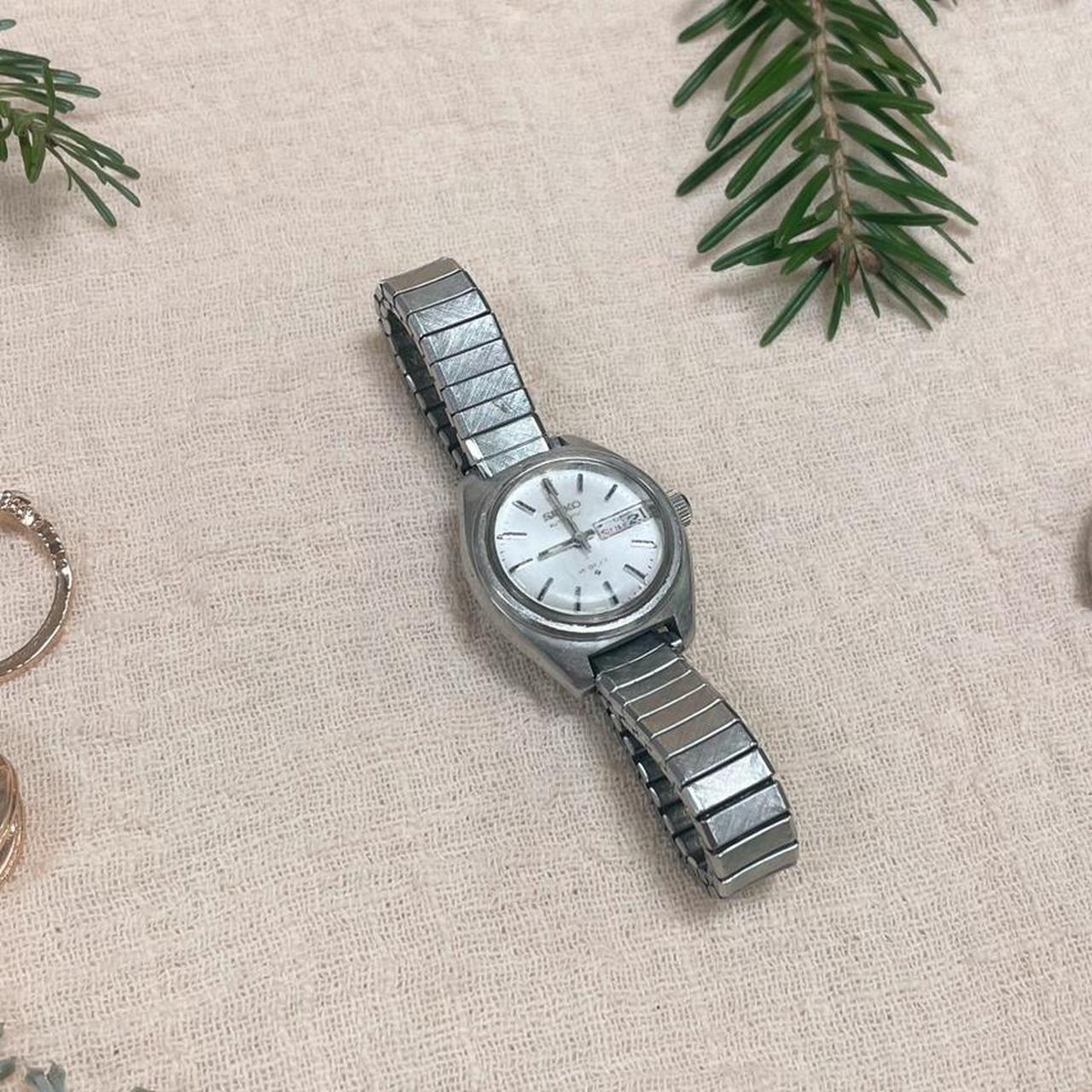 FREE SHIPPING 🕰️ VINTAGE SEIKO quartz women’s... - Depop