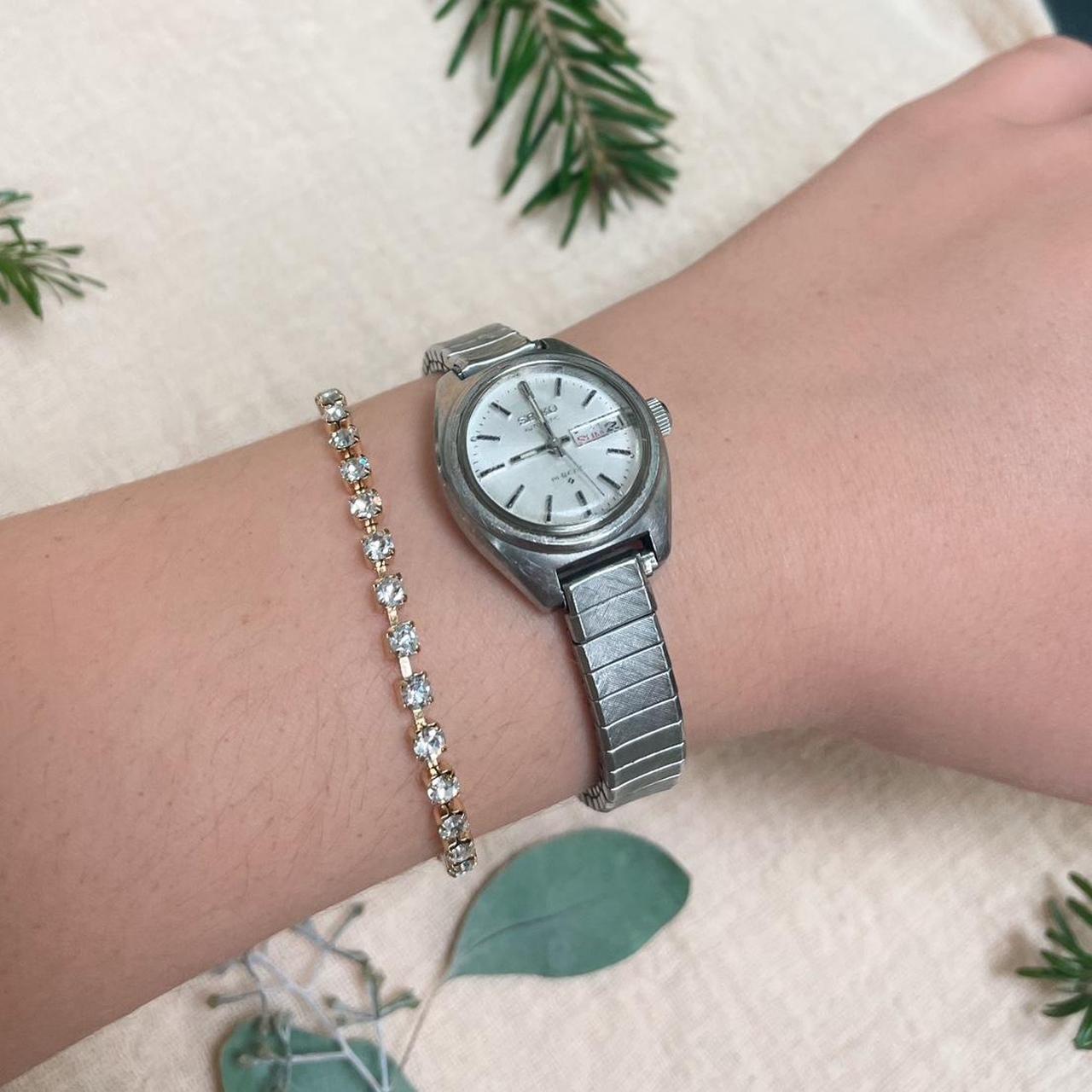 FREE SHIPPING 🕰️ VINTAGE SEIKO quartz women’s... - Depop