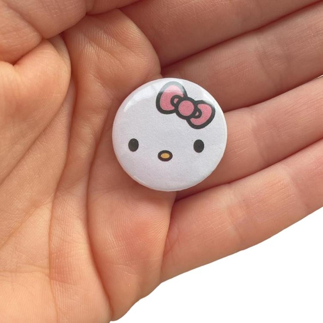 Hello kitty button badge 25mm Free... - Depop