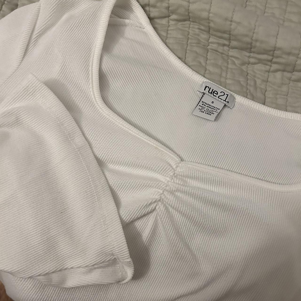 Women’s S Rue21 white soft and stretchy long sleeve... - Depop