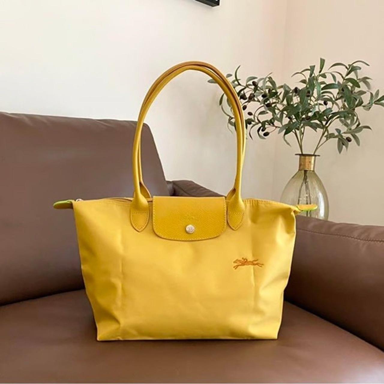 Longchamp folding tote bag M Among celebrities and... - Depop