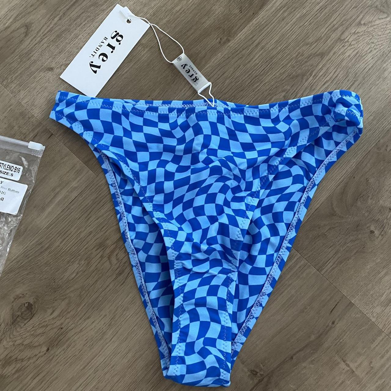 Grey Bandit Coastal Wave Mid-Rise Bottoms Size S - Depop