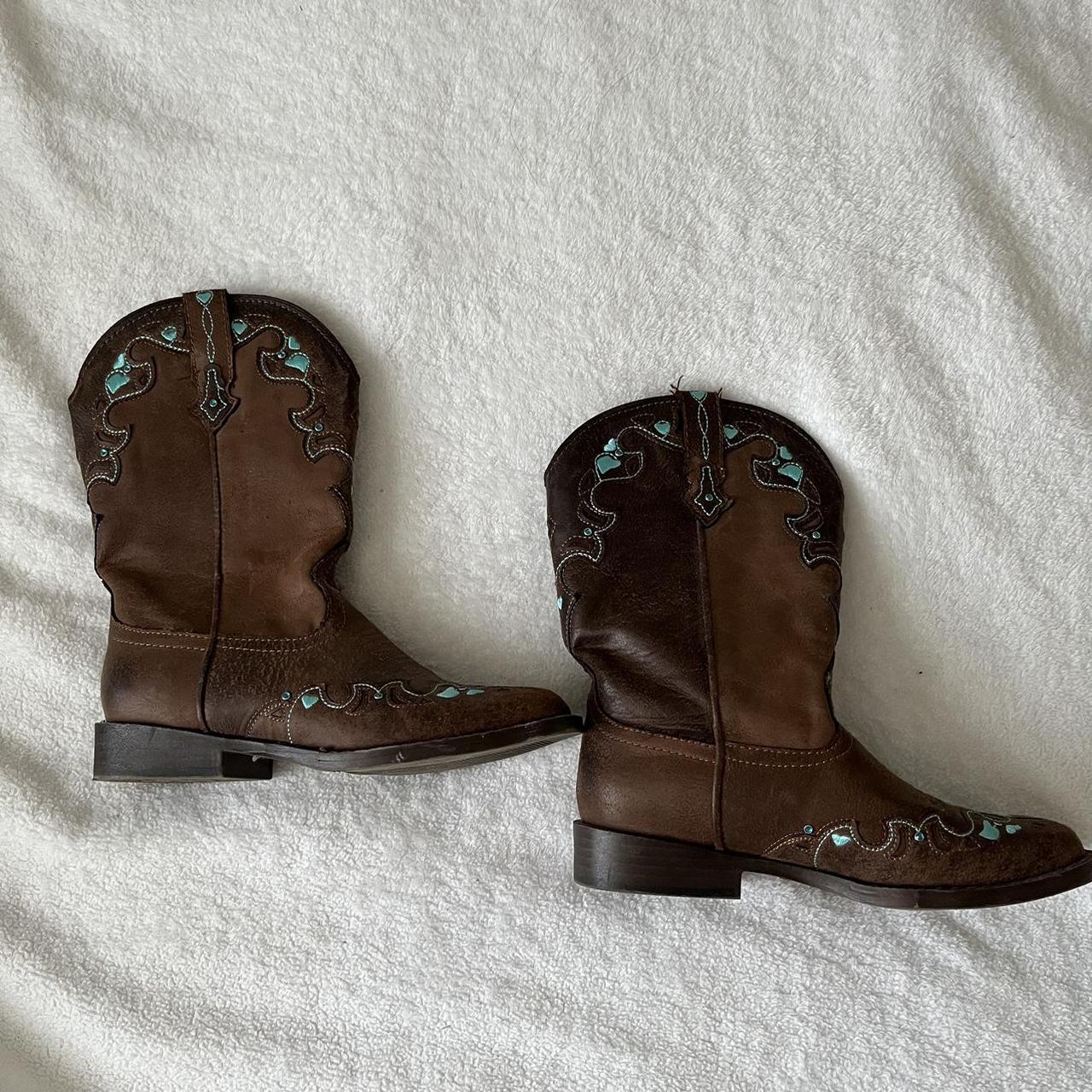 ROPER brand little girl cowgirl heart boots size 2.... - Depop
