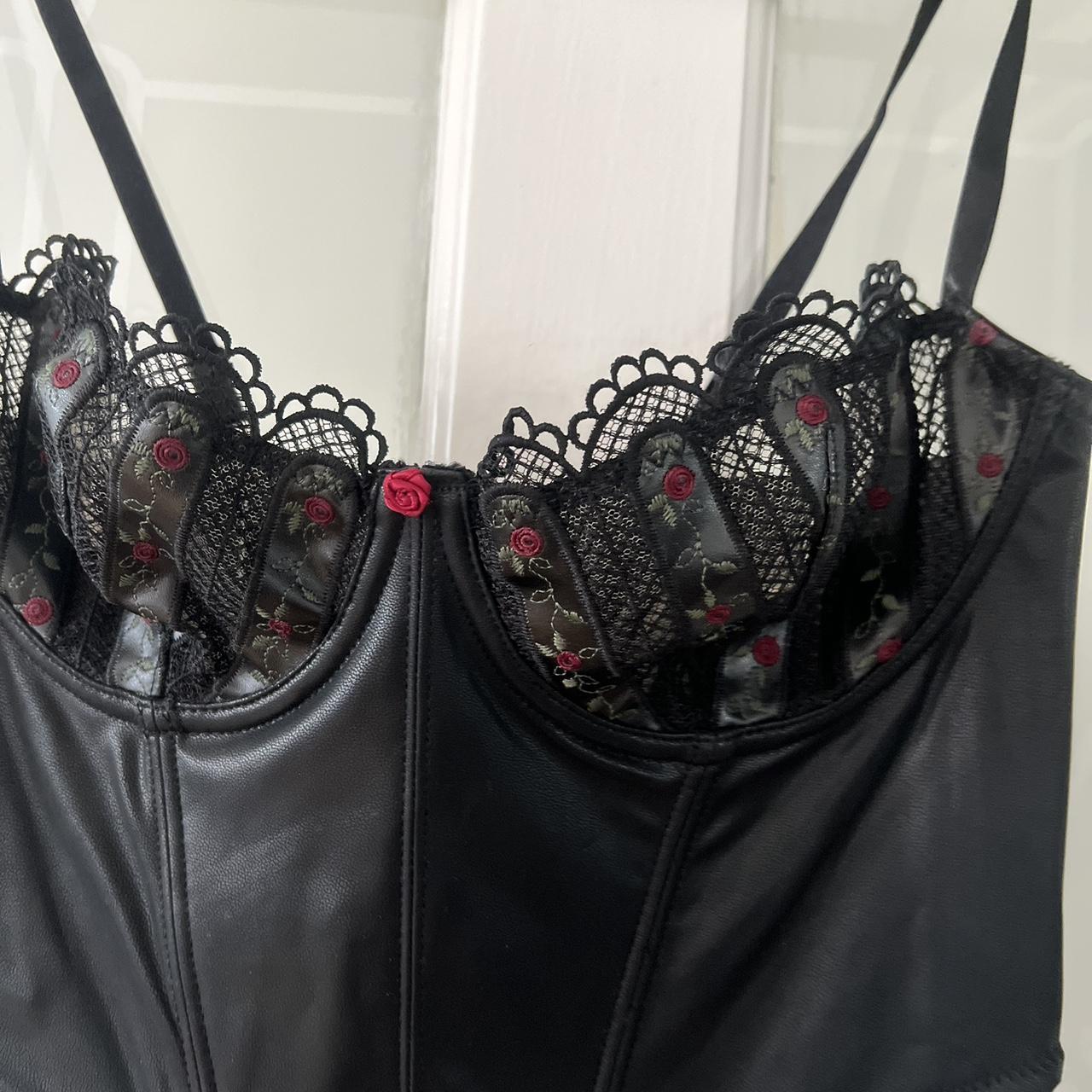 Savage X Fenty unworn corset top with cute rose... - Depop