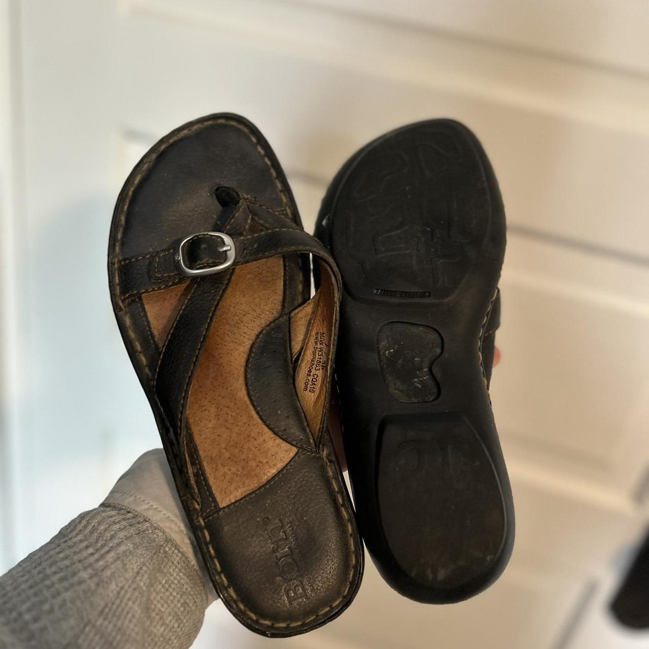Vintage born women’s black leather sandals - Depop