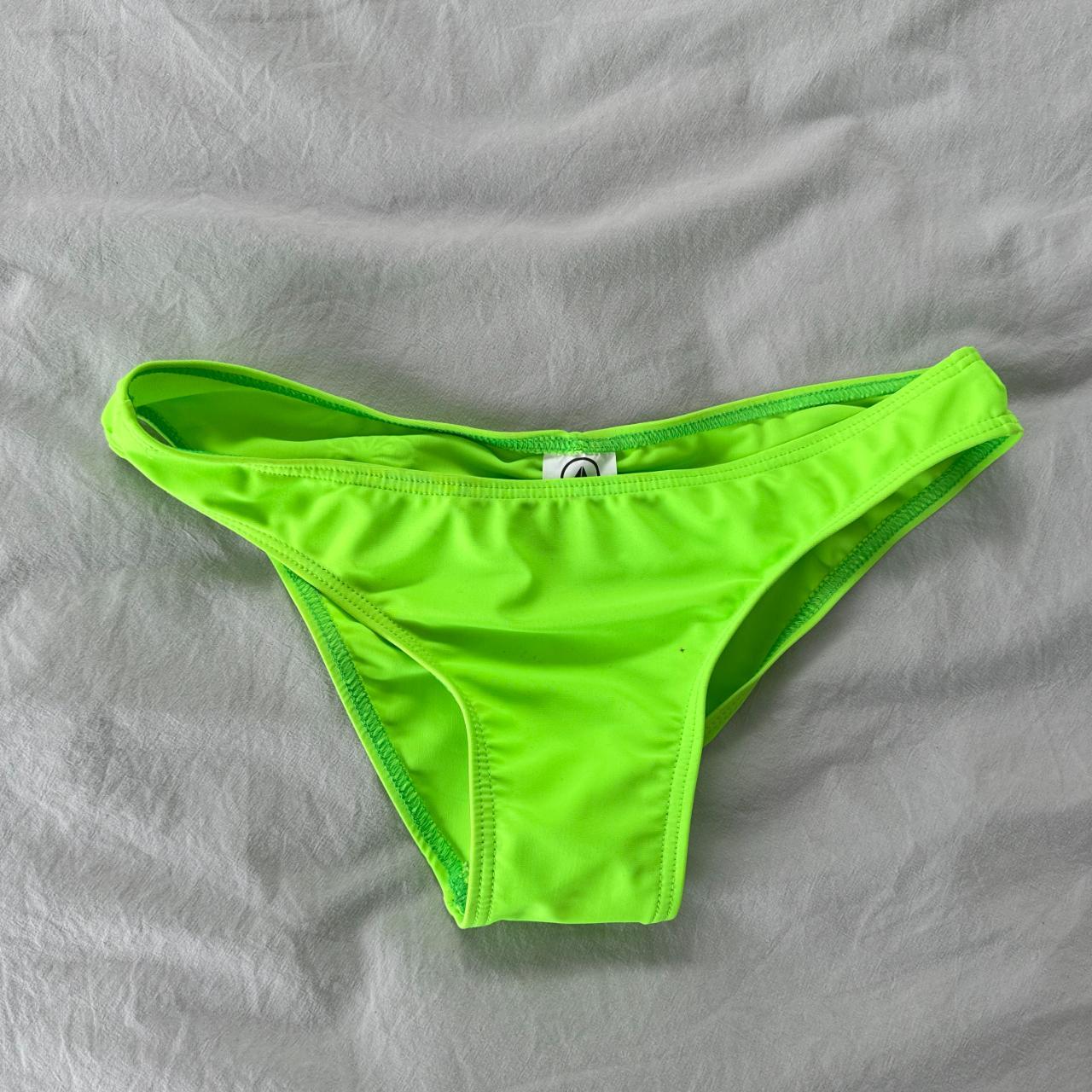 Ohana neon green scrunch bum bikini bottoms - Depop