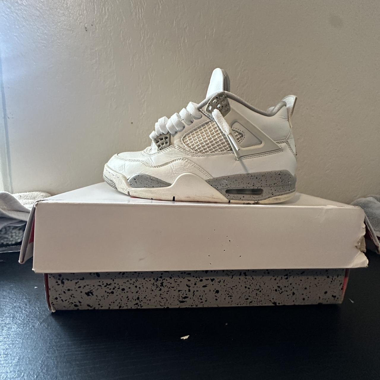 Jordan 4 white Oreo box top to box is messed up - Depop