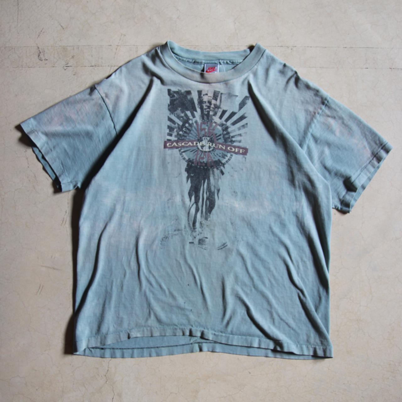 Vintage 90s Nike Distressed shirt Size XL Flaws:... - Depop