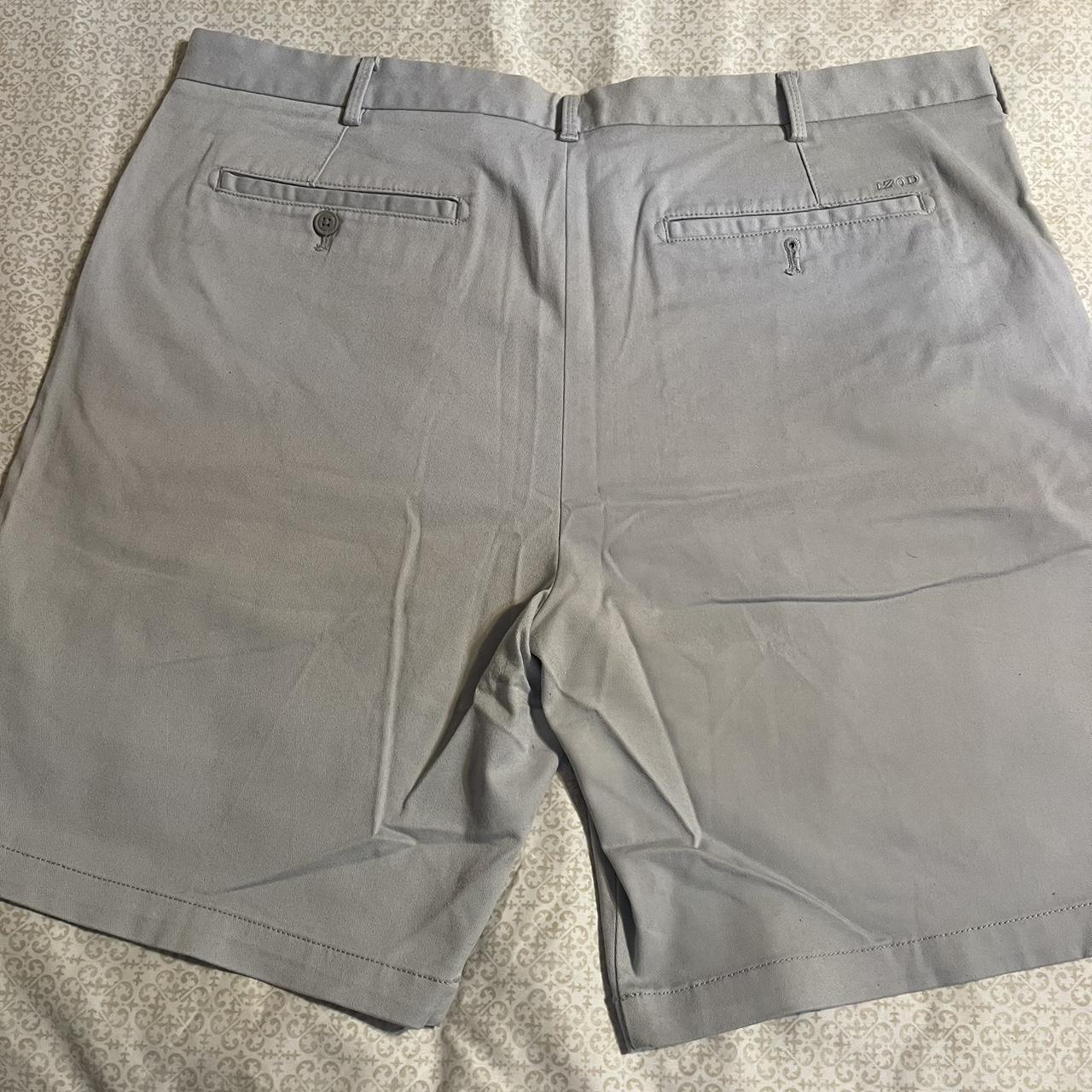 Izod Men's Shorts | Depop