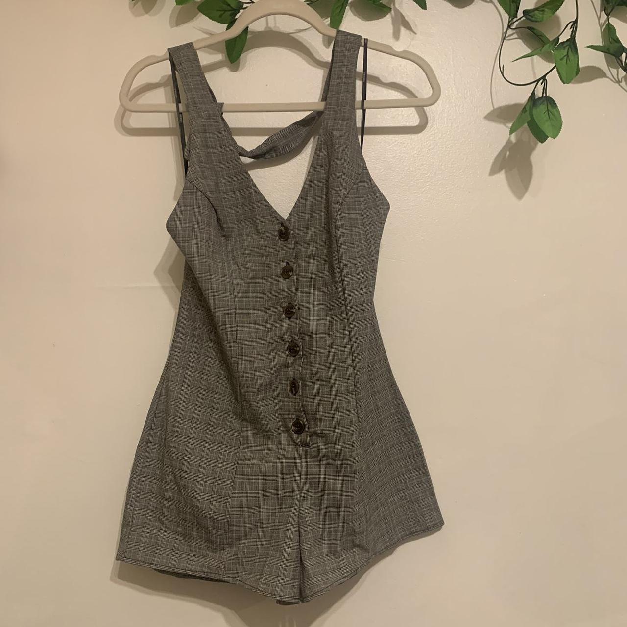 Forever 21 Women's Grey and Black Playsuit-romper | Depop