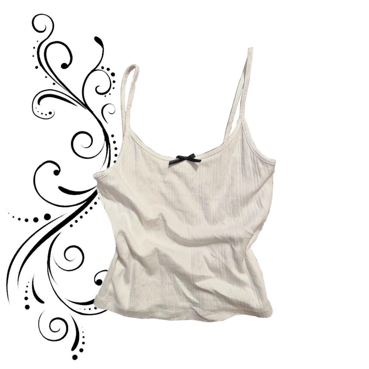 💌: selling the cutest tank top 👚: details/flaws ... | Depop