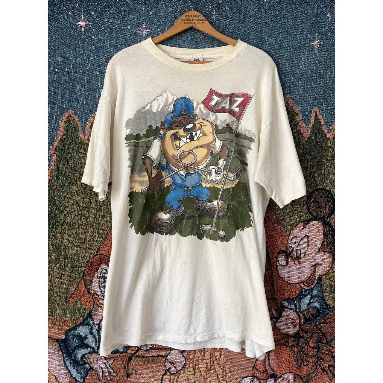 90s Golfing Taz Size: Large 22x31 - Depop