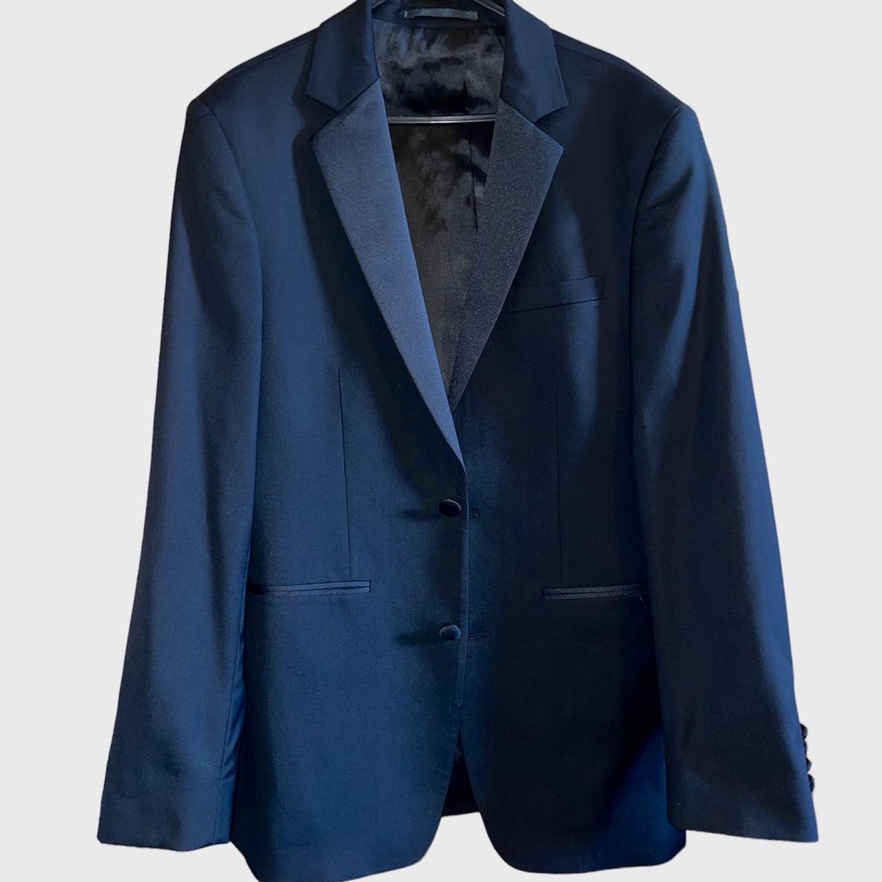 Gorgeous Lanificio Cerruti tuxedo masculine suit.... - Depop