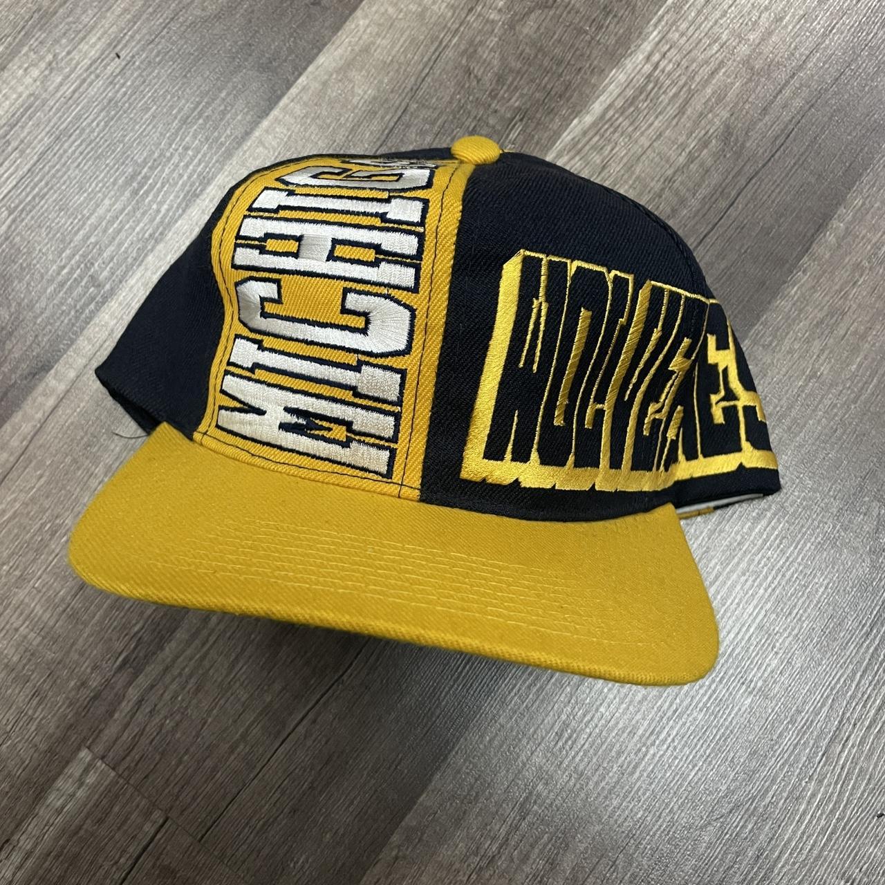 Vintage Michigan Wolverines Snapback Pre owned One... | Depop