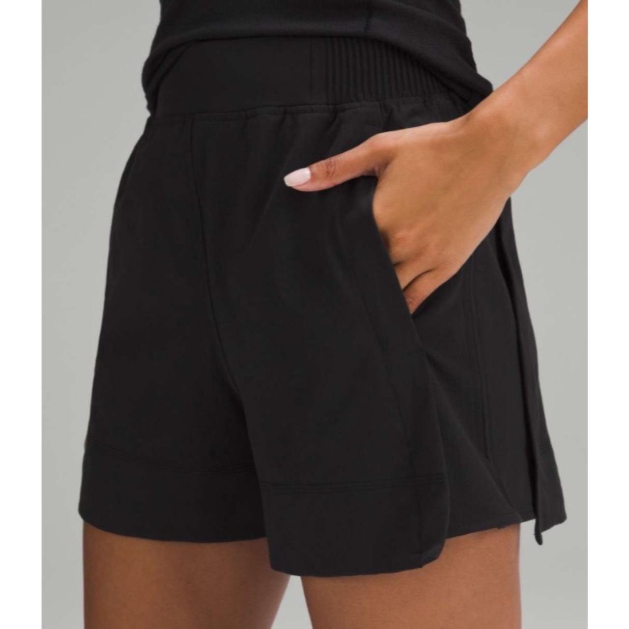 𝓛𝓾𝓵𝓾𝓵𝓮𝓶𝓸𝓷 Stretch Woven Relaxed-Fit High-Rise Short... | Depop