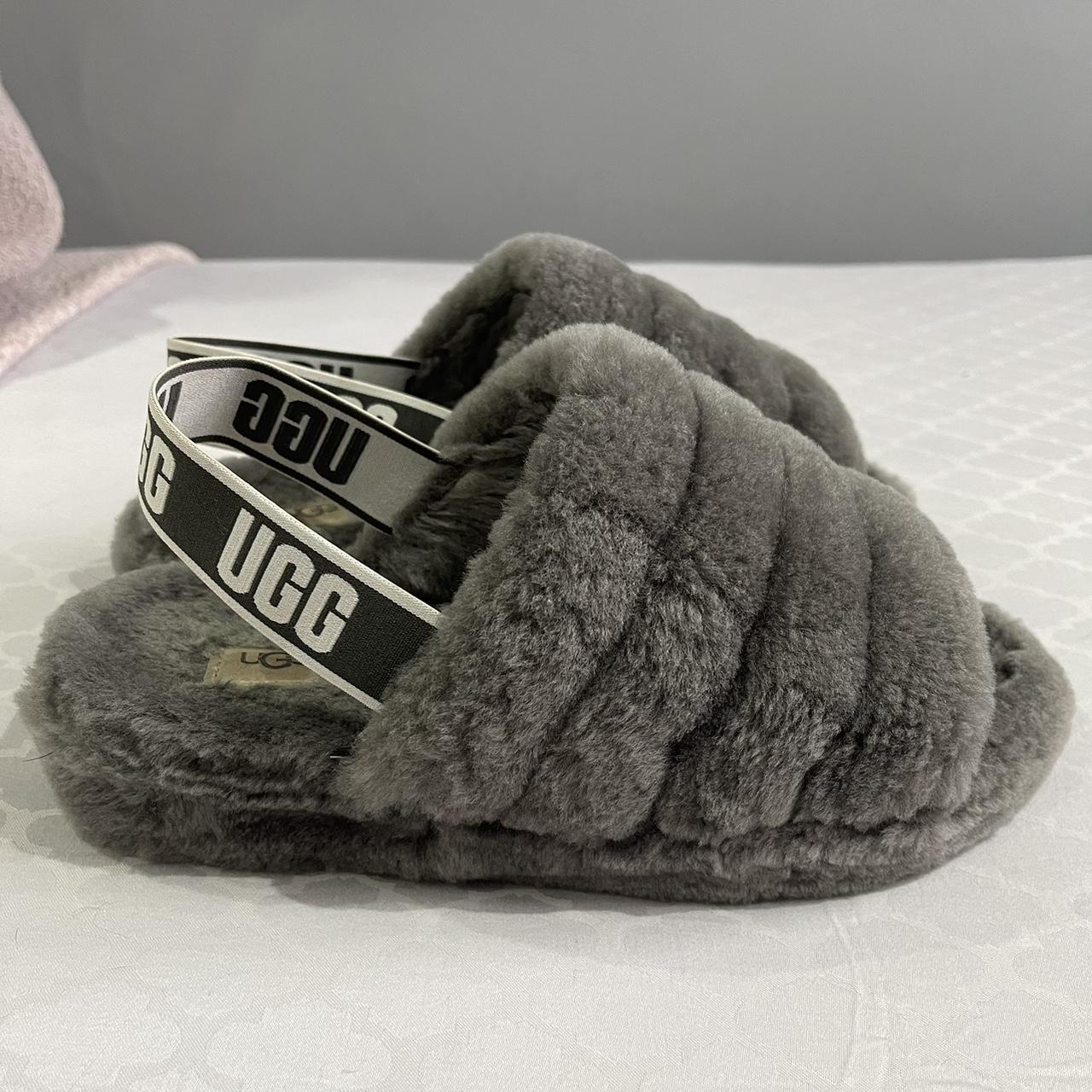 UGG Women's Grey Slides | Depop