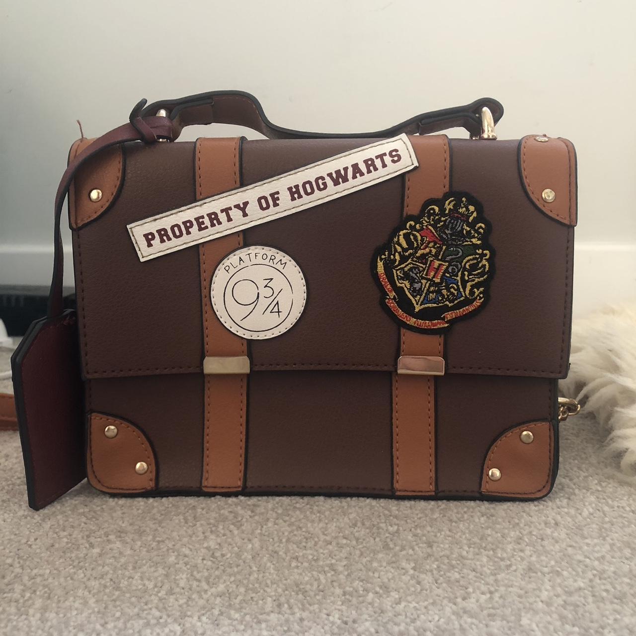 Harry Potter bag bundle hogwarts express case... - Depop