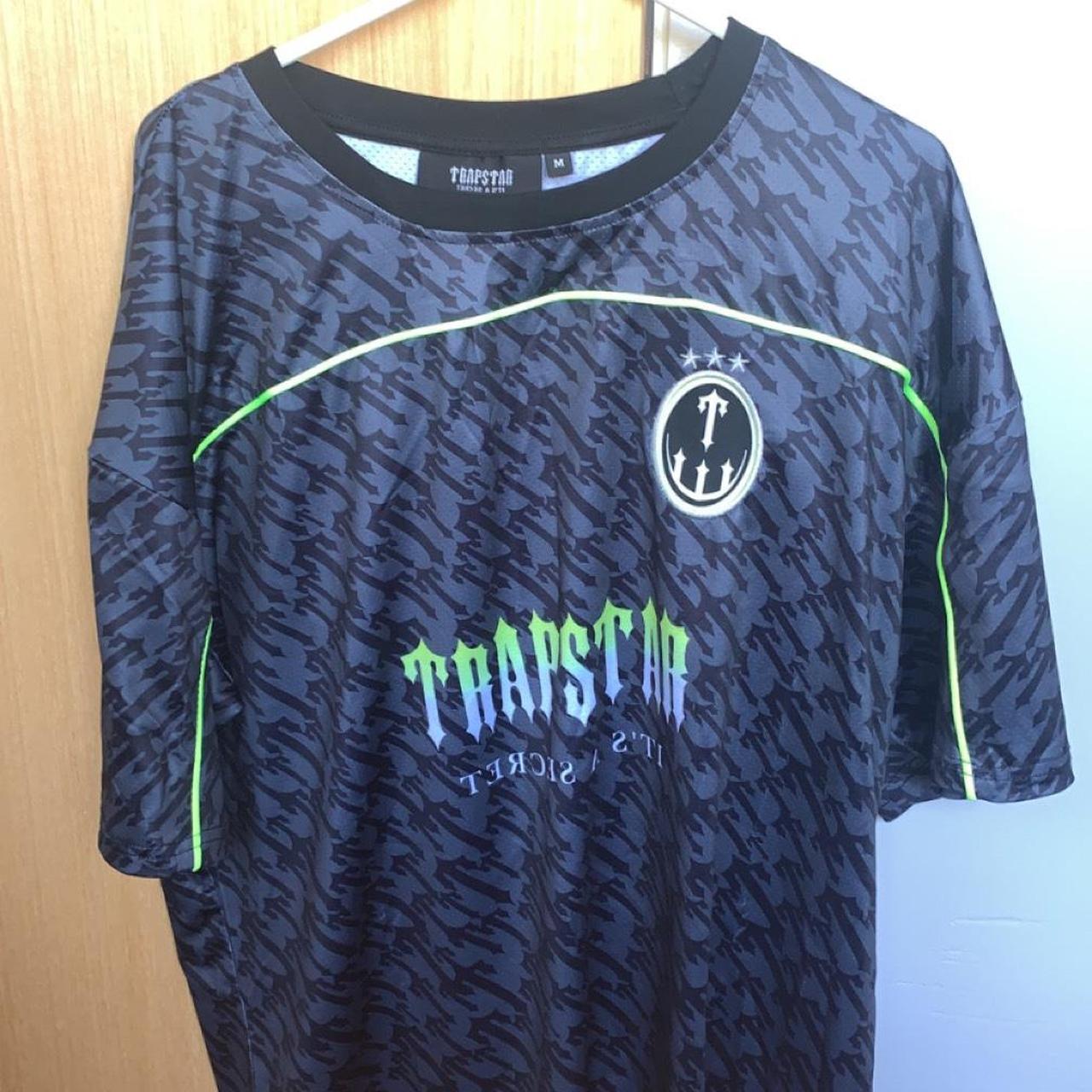 Trapstar football shirt Size medium Fit a large - Depop