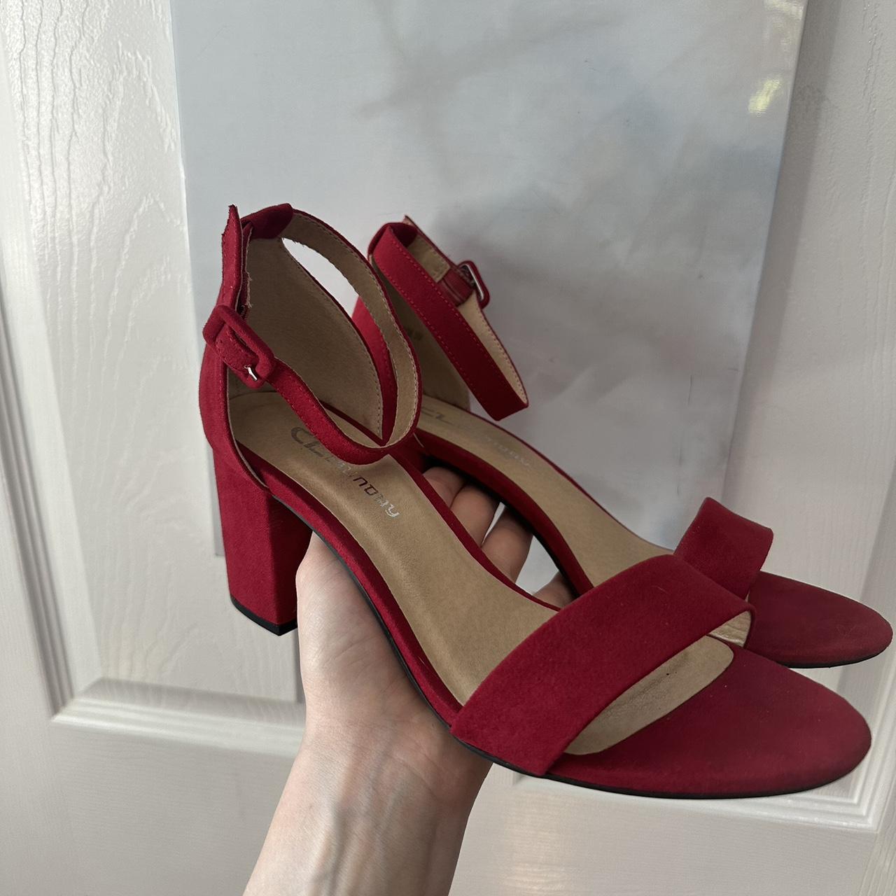 Red open toe sandal pumps. Worn once. Women’s 8 - Depop