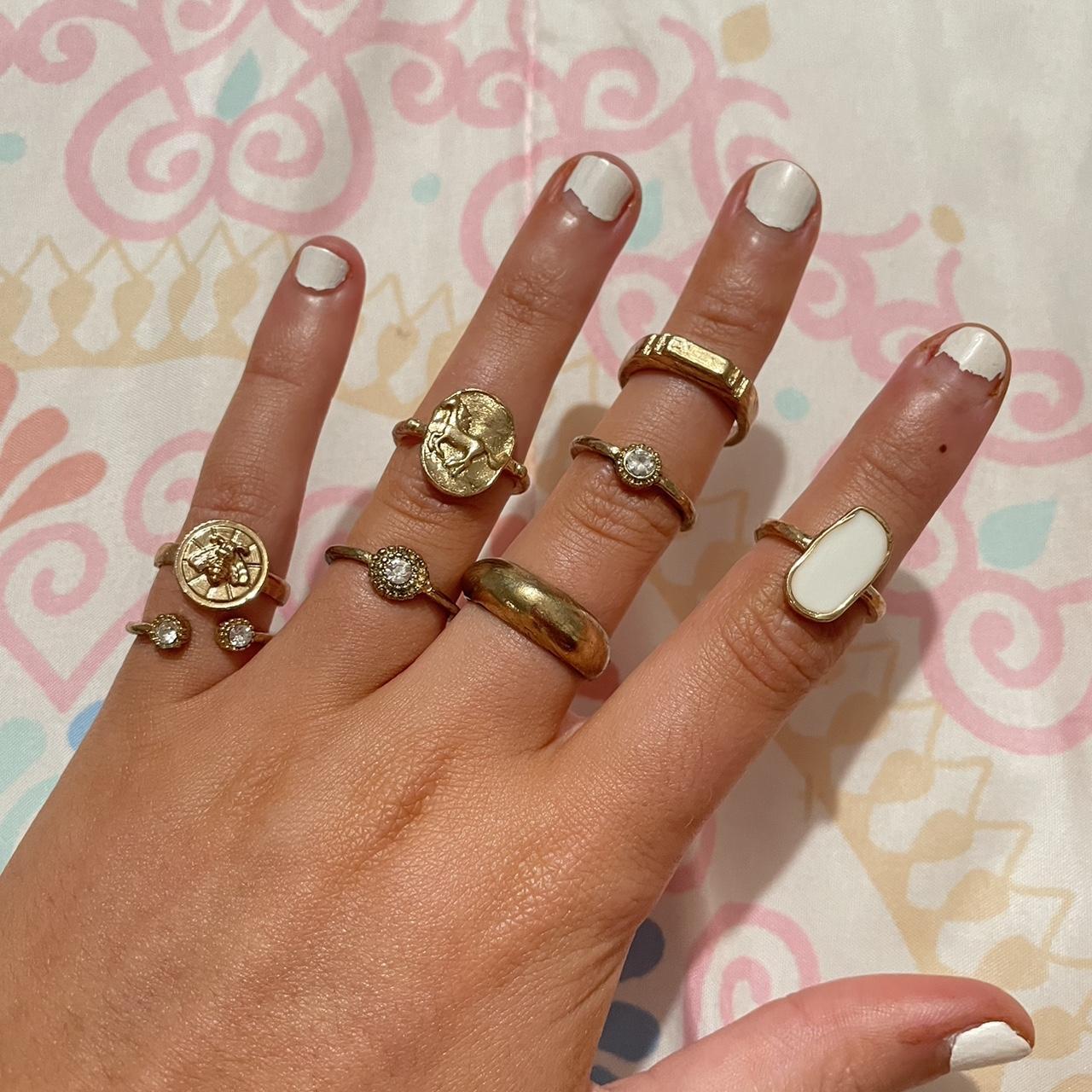 SHEIN Women's Gold Jewellery | Depop