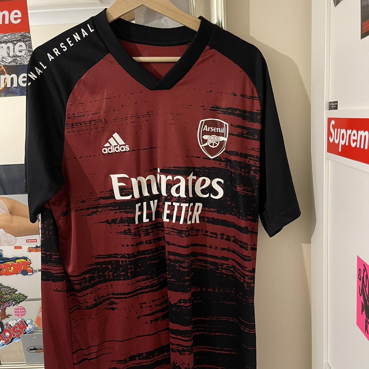 Arsenal Training Top Excellent Condition - Depop