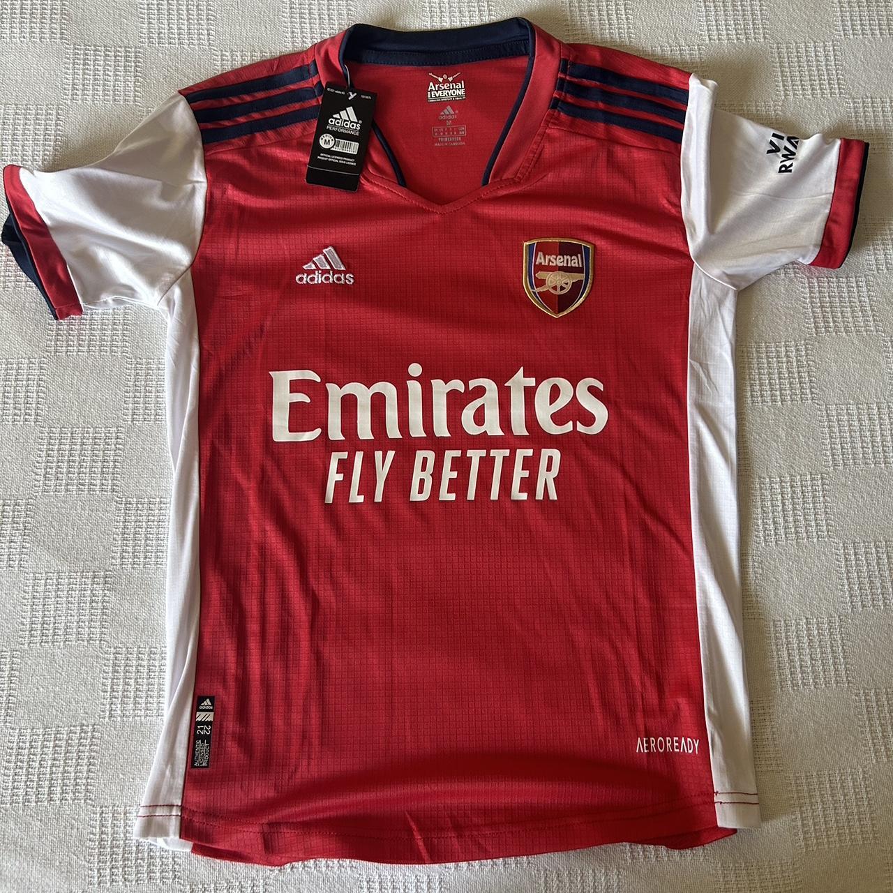 Arsenal Home Kit - Depop
