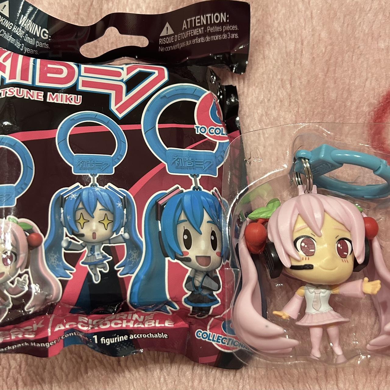 Hatsune Miku Backpack Hanger / Figurine - new in... - Depop