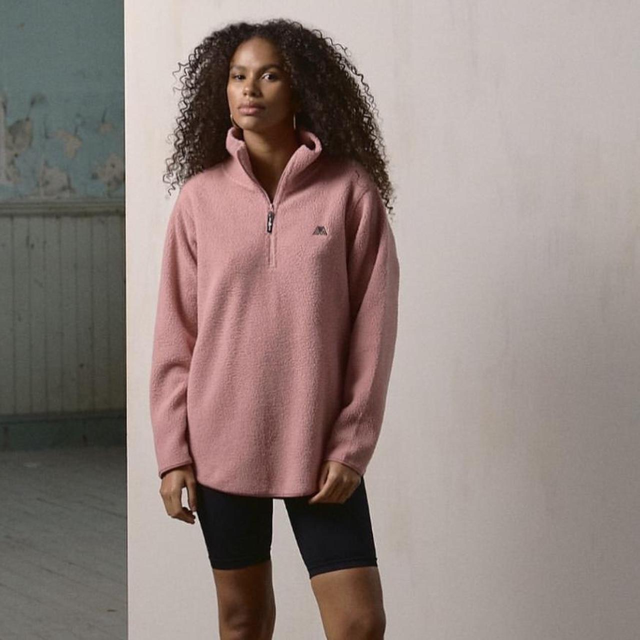 Blush Lennox 4th Arq fleece Size M (fits a... - Depop