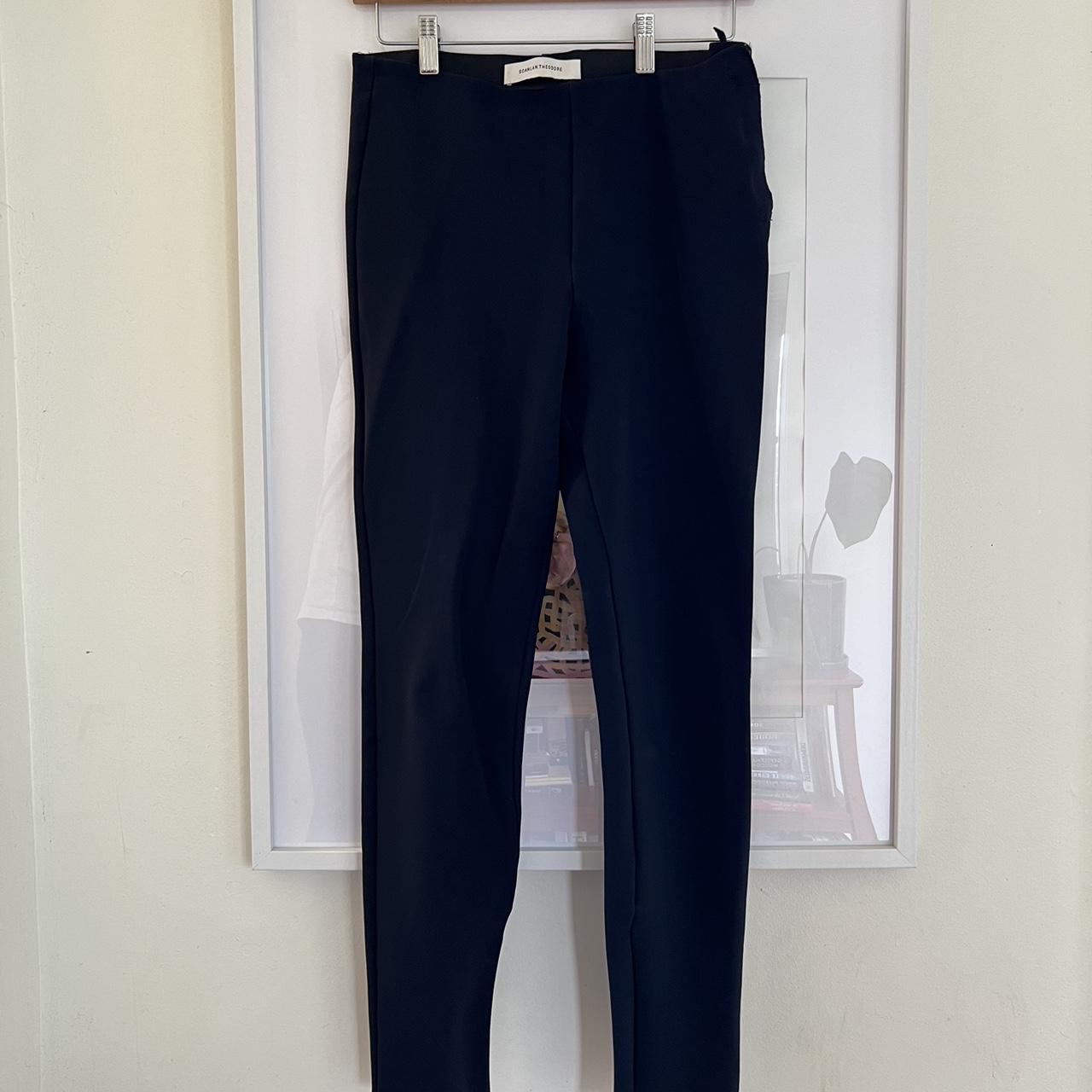 Scanlan theodore navy pants, zip closure at the... - Depop