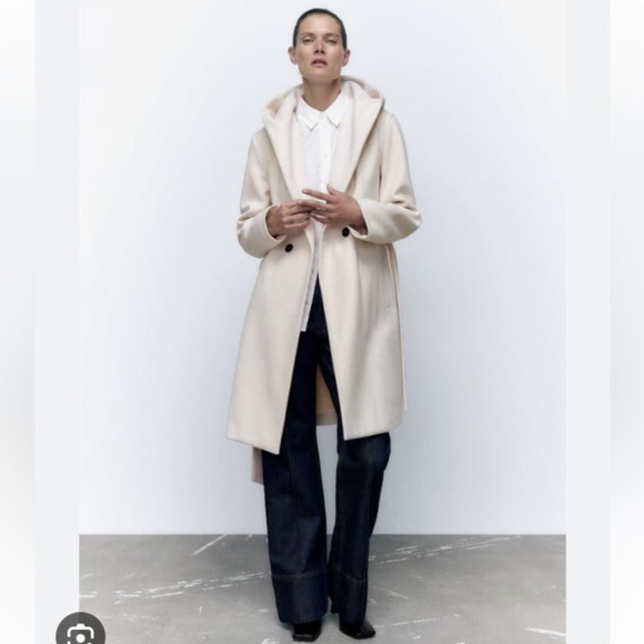 Zara Women’s Beige Oversized Soft Coat With Hood and... - Depop