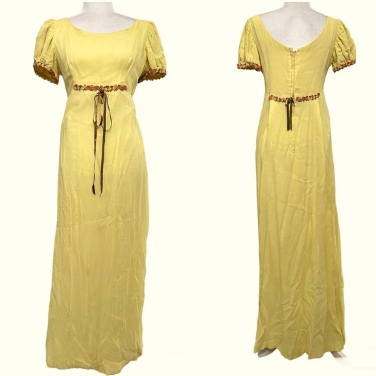 Vintage 60’s-70’s Unbranded Yellow Floral Trim Maxi... - Depop