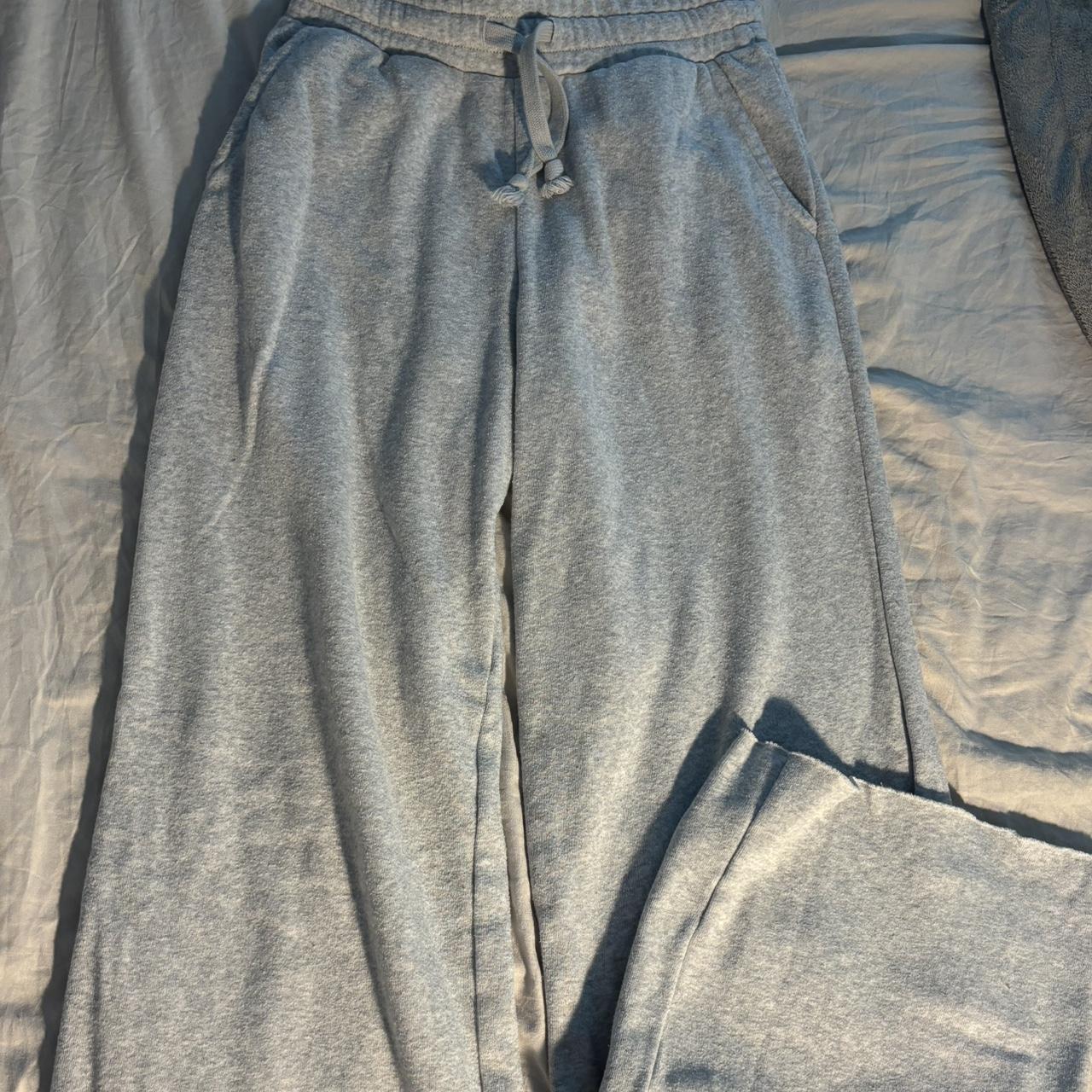 American eagle wide leg sweatpants Used but in... - Depop