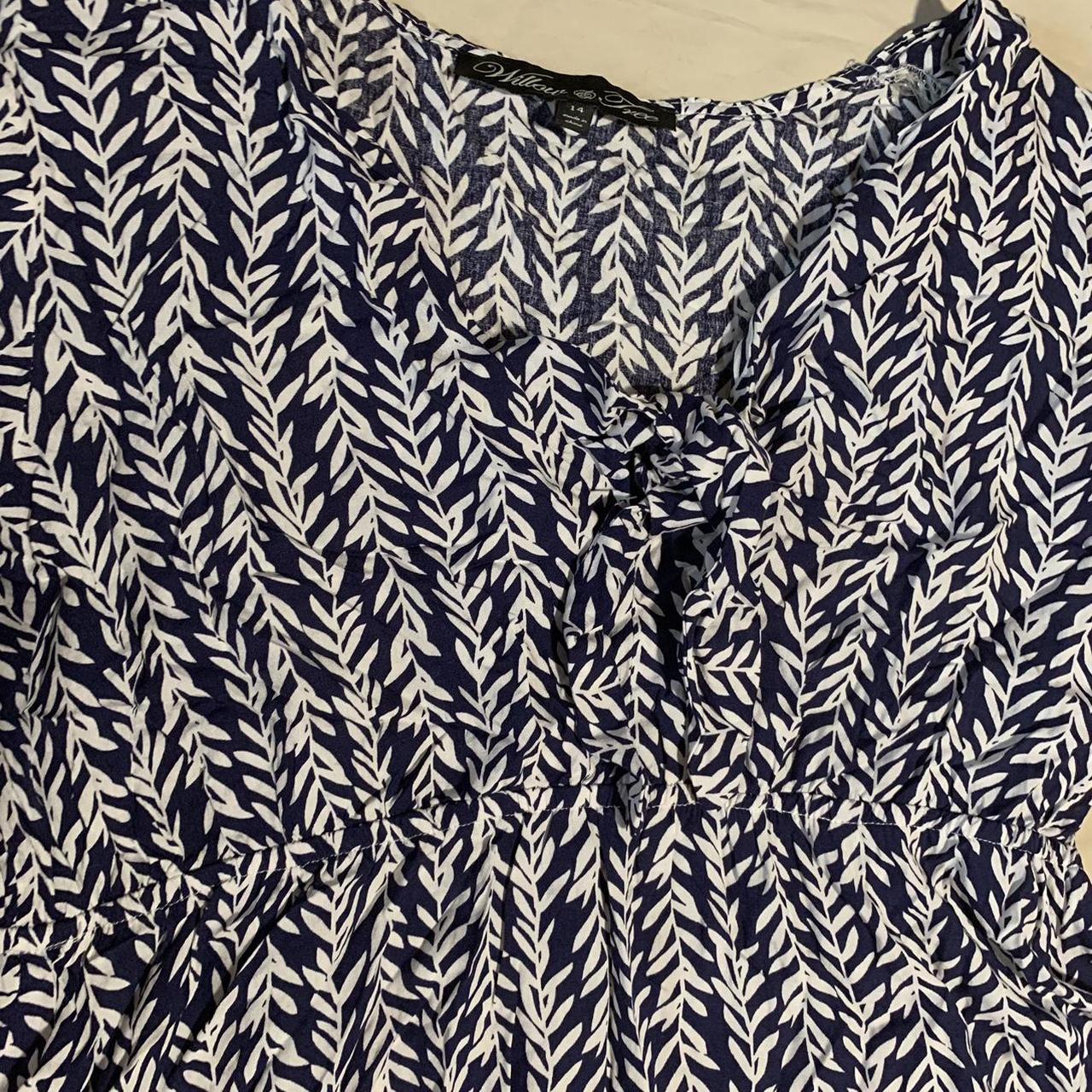 Willow Tree top size 14 fits M/L - navy and white... - Depop