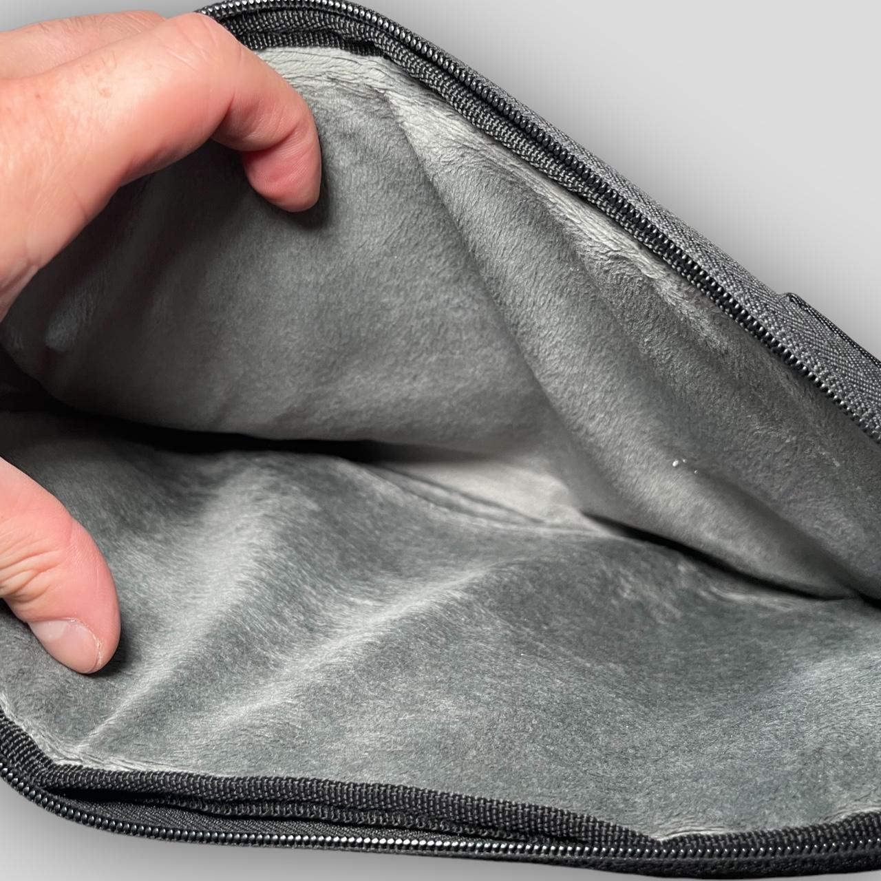 Brand: Kade Style: laptop/tablet case Colour: Black... - Depop