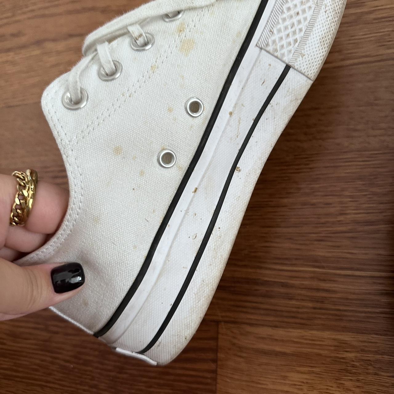 Low top platform converse, has a sauce stain but... - Depop