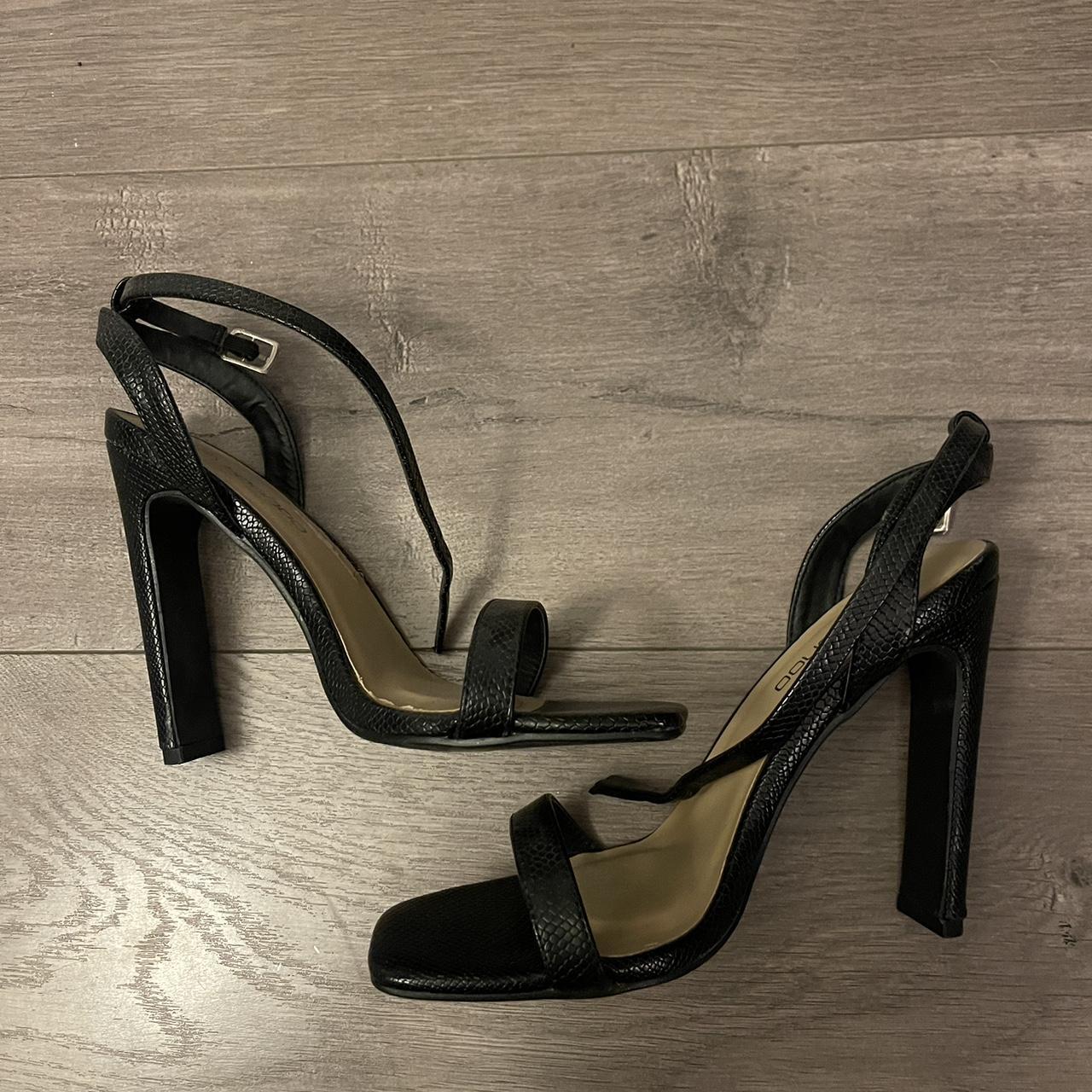 Boohoo black strap heels Only worn once for a... - Depop