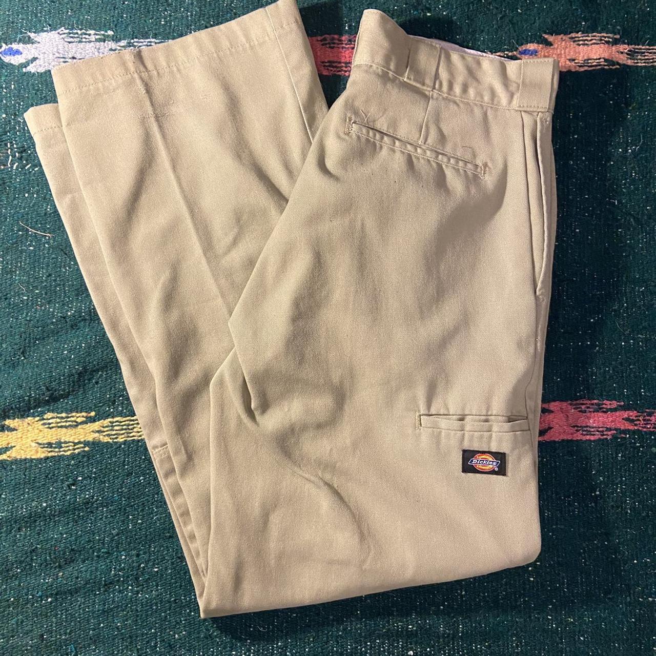 Dickies Loose Fit Pants Size - 32x32 Colors -... - Depop